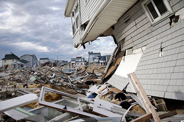 In Global Warming Debate, Insurers Play it Cool - TheStreet