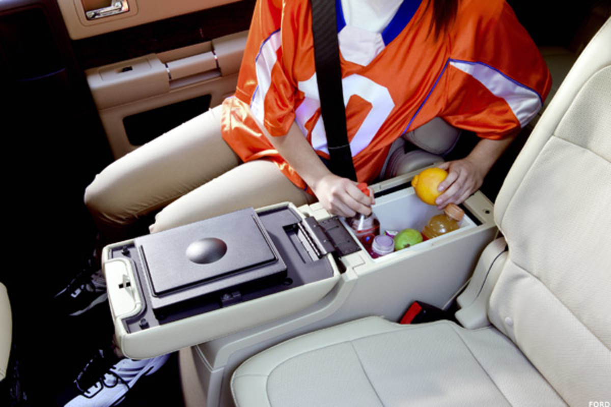 5 Family-Friendly Car Features - TheStreet