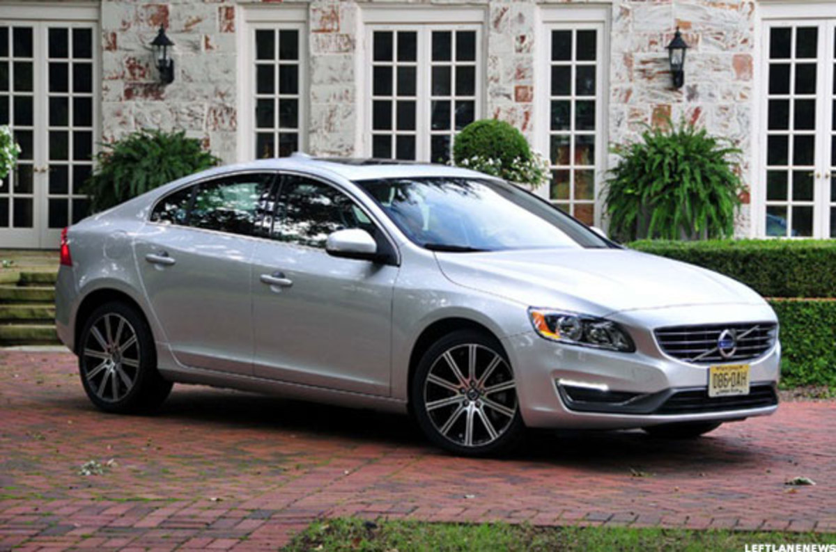 The 10 Best Cars For the Snow - TheStreet