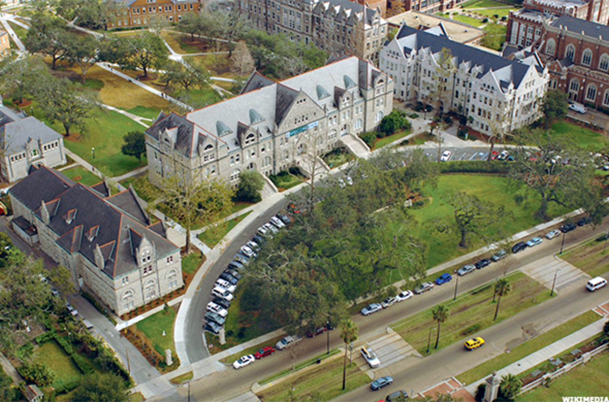 The Top 20 Colleges With the Most Outrageous Party People - TheStreet