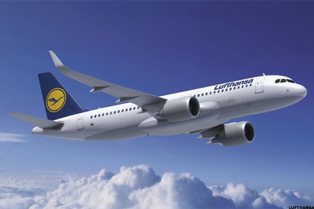 Airbus A320neo Takes Its First Flight, Will Fly for American in 2017 ...