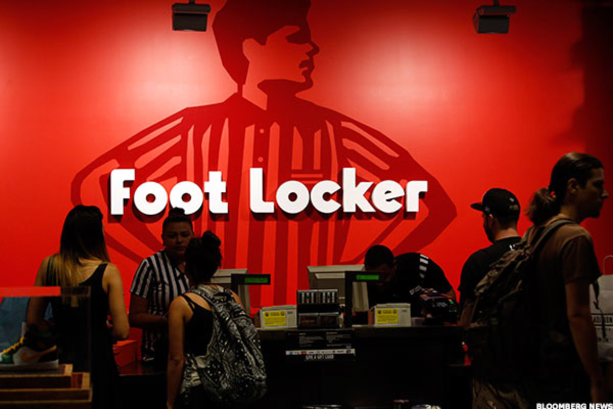Foot Locker Remains a Buy - TheStreet