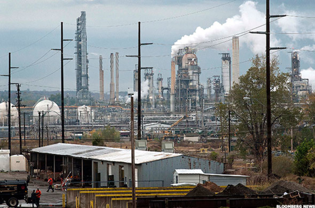 HollyFrontier, Holly Energy to Buy 2 Sinclair Units - TheStreet