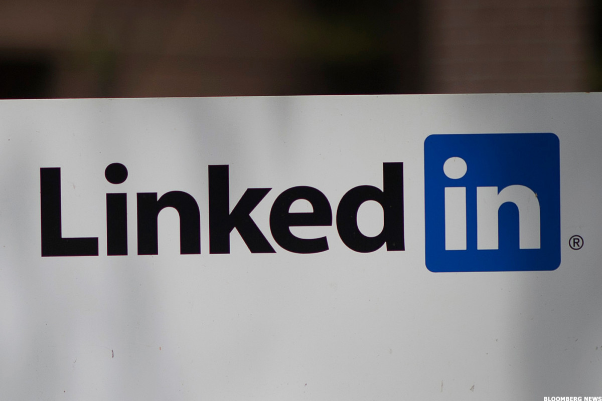 Here's Why LinkedIn (LNKD) Shares Soared Following a Huge Q3 -- Tech ...