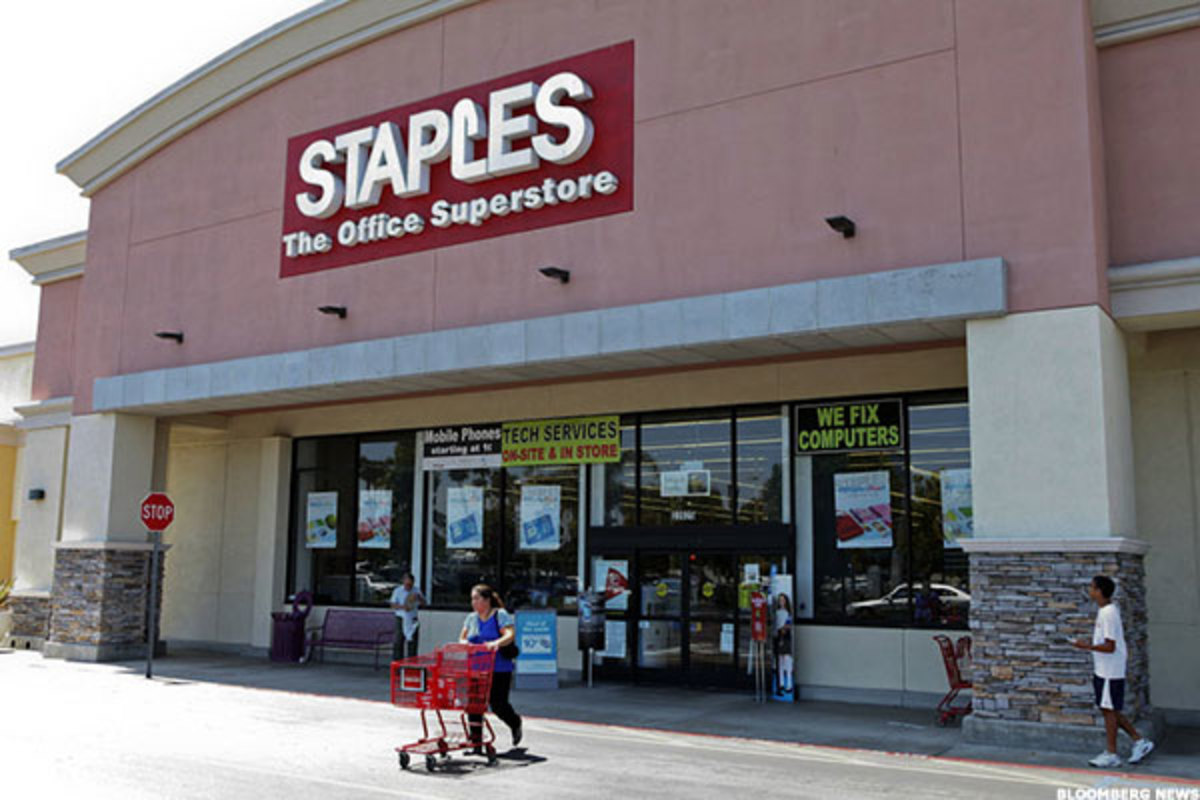 Staples (SPLS) Stock Price Target Lowered at Jefferies - TheStreet