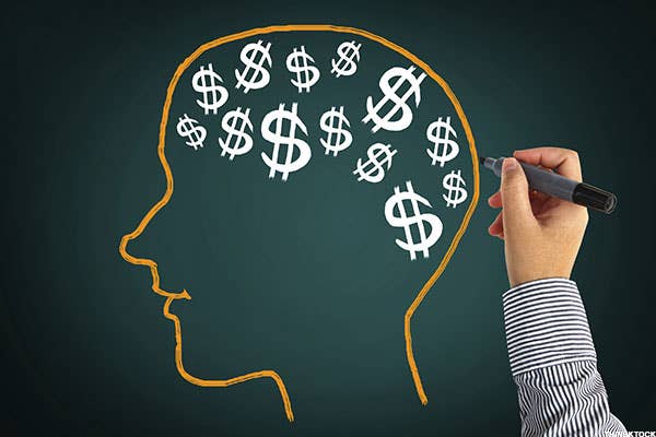How to Ace Your New Year's Resolution With 'Cyclical Thinking' - TheStreet