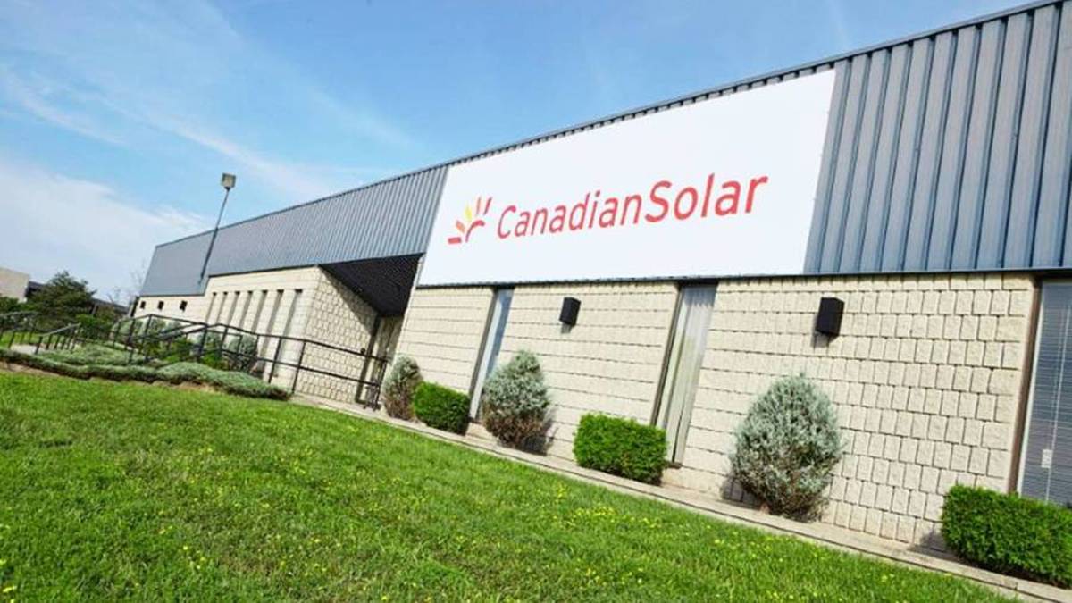 Canadian Solar Lauded for Plan to List Unit on Shanghai Exchange ...