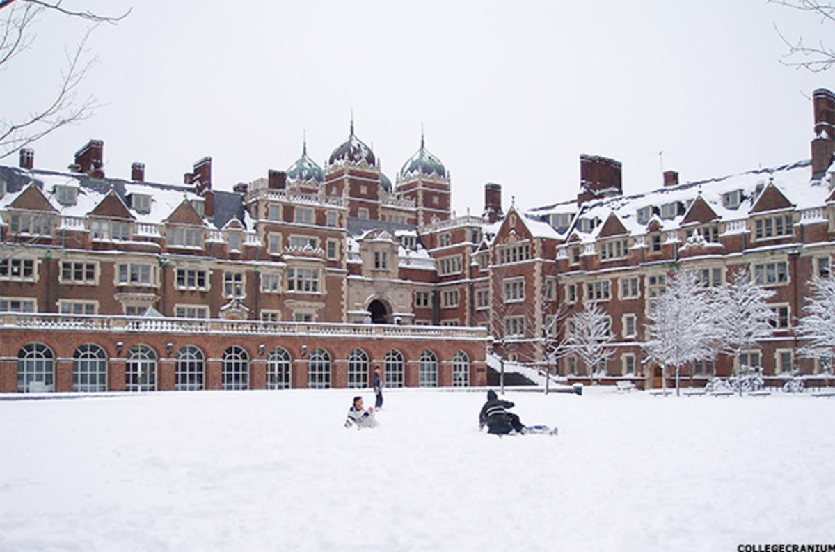 12 Universities With the Biggest Endowments - TheStreet