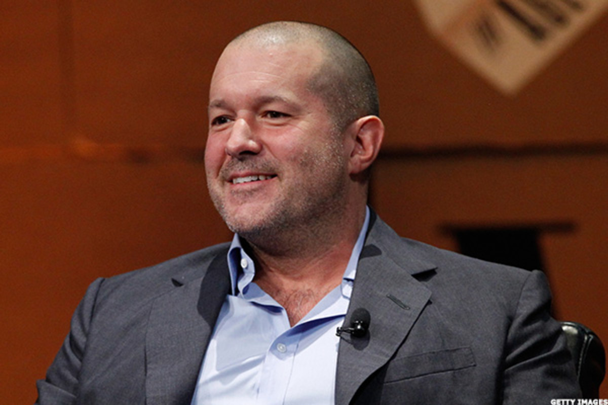 Apple (AAPL) Employees' Favorite Perks -- Here Are 7 of the Best ...