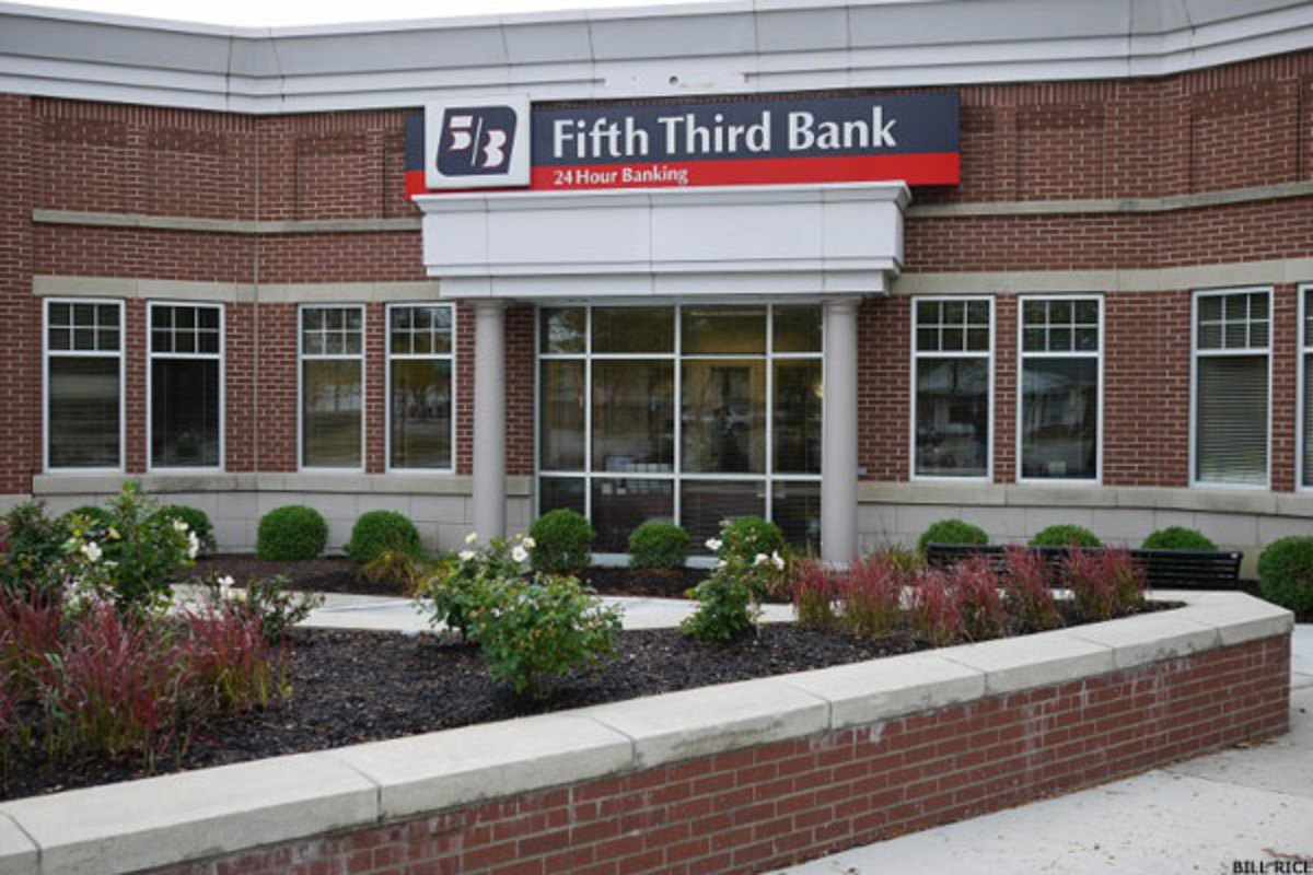 Fifth Third: Bank Stock Winner - TheStreet