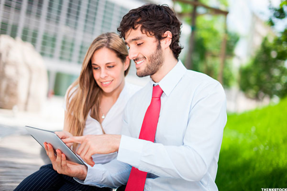 We're in the Tablet Age; Microsoft Is in the Stone Age - TheStreet