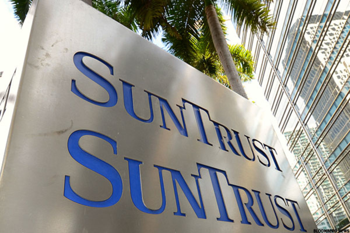 SunTrust Beats, But Mortgage Origination Revenue Declines (Update 1 ...