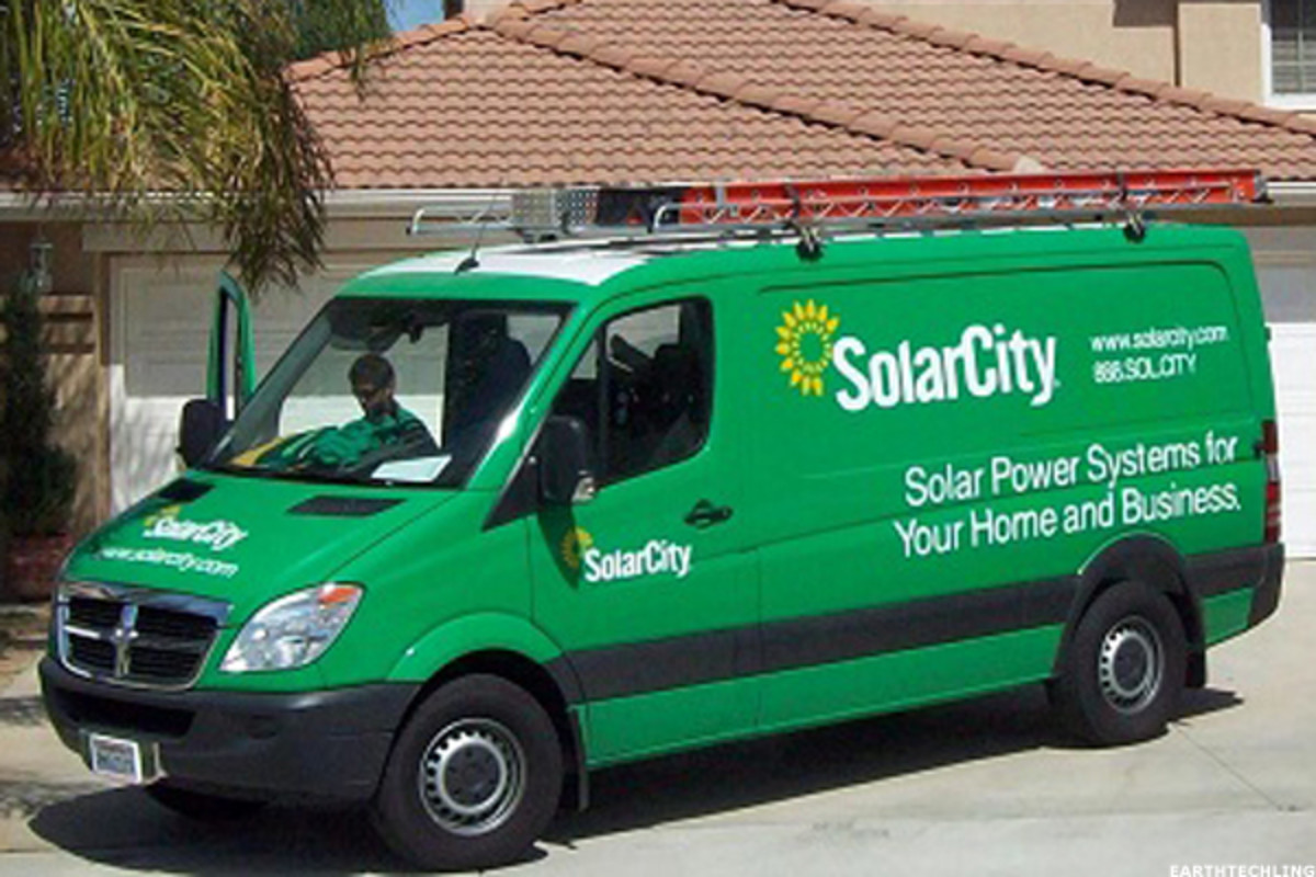 Greenberg: SolarCity Flying Too Close to the Sun? - TheStreet