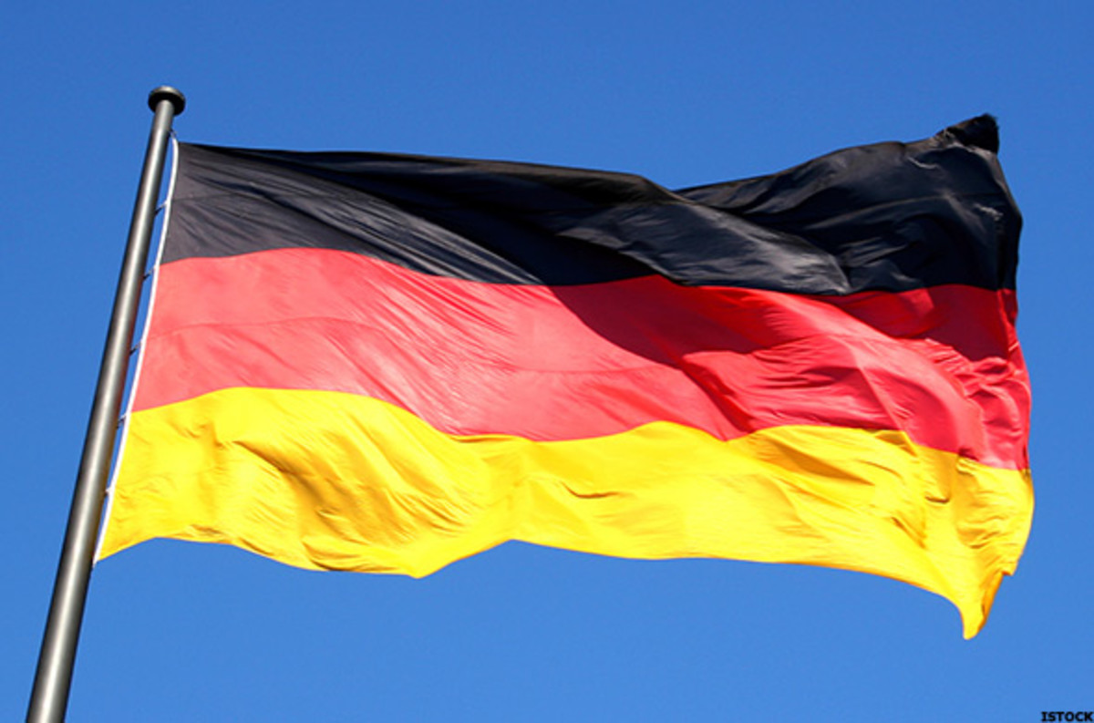 Bloomberg TV's Nejra Cehic: Germany and Italy are a "Tale of Diverging ...