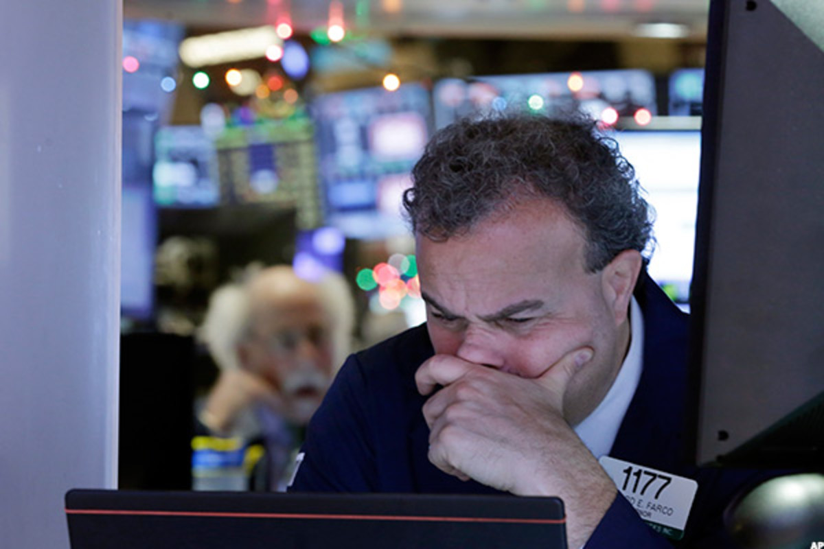 What to Expect When Fidelity National Information Services (FIS) Posts ...