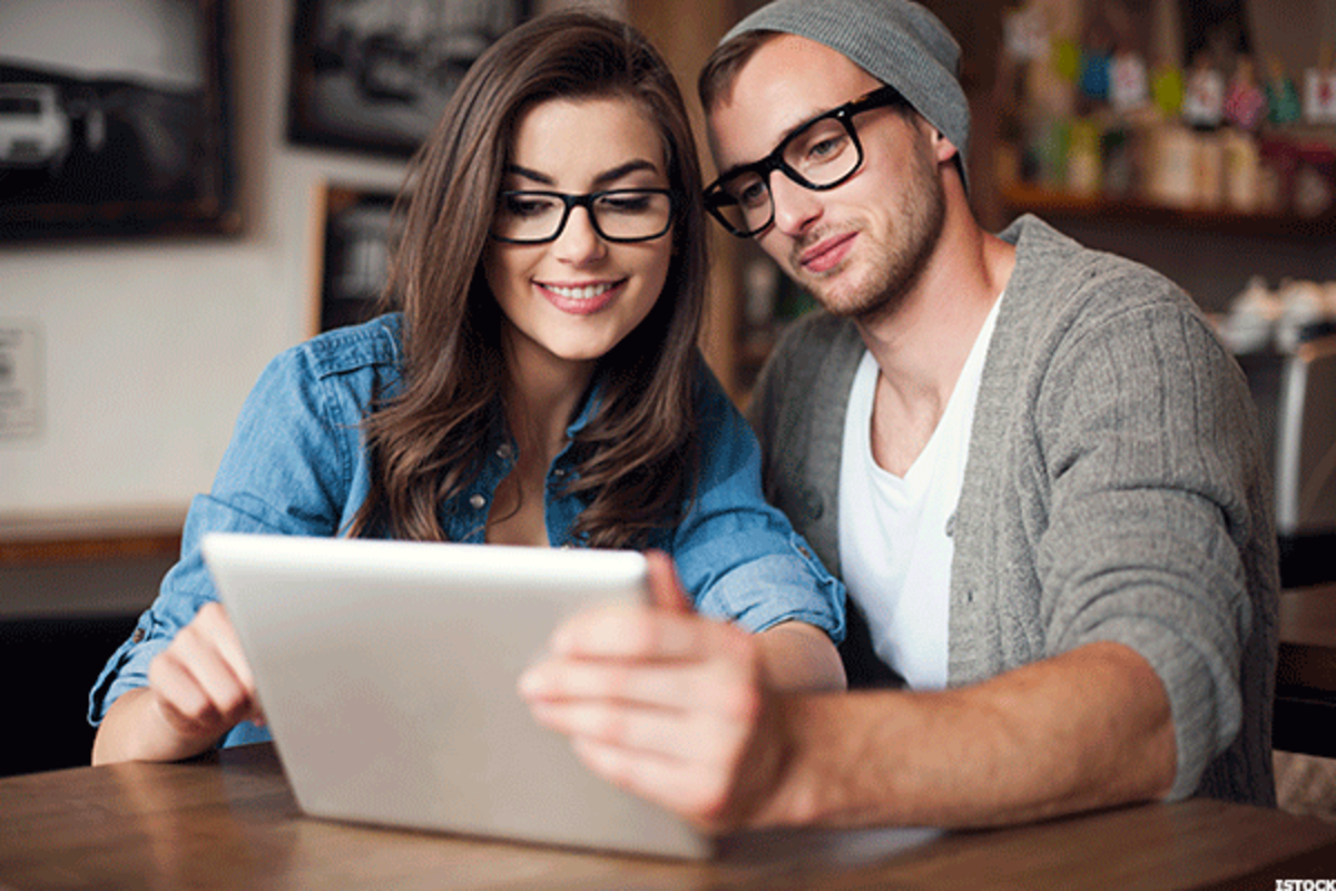 Why Millennial Couples Are More Comfortable Discussing Money - TheStreet