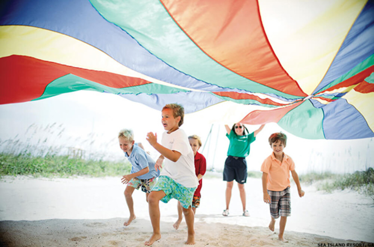 Traveling With Kids: 10 Ideas for Your Family Summer Vacation - TheStreet