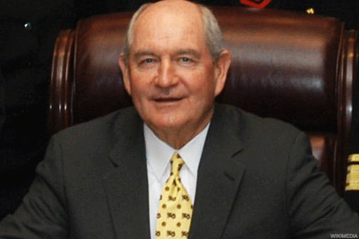 Senate Expected to Confirm Former Georgia Gov. Perdue as Agriculture ...