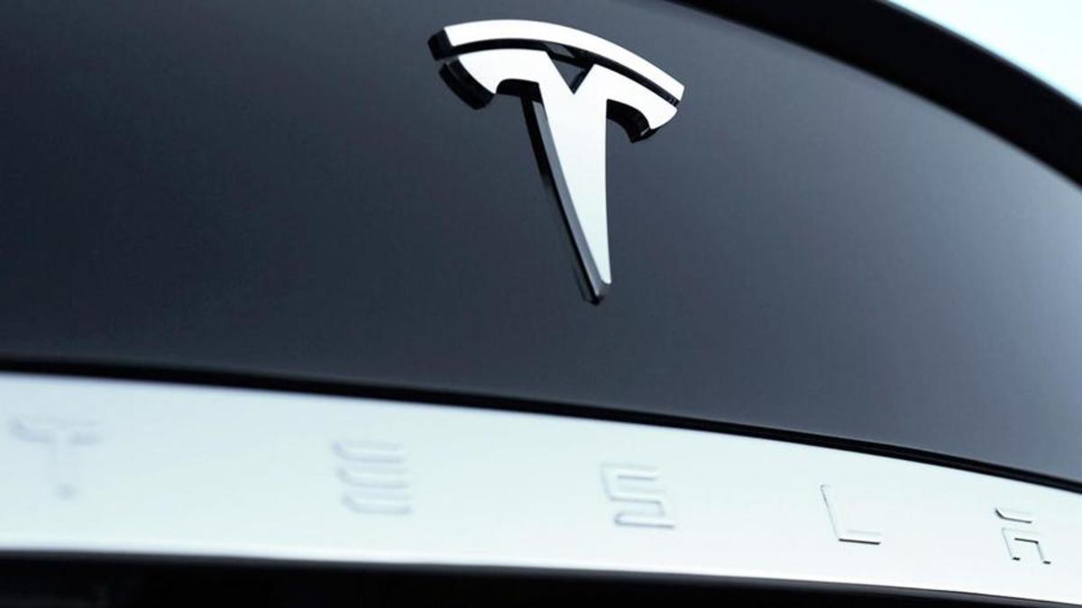 Tesla 'Bull Case' Raised to $1,000 by Wedbush - TheStreet