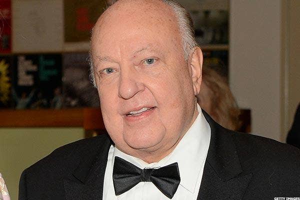 Roger Ailes, Former Fox News Chief and Conservative Kingpin, Dies at 77 ...