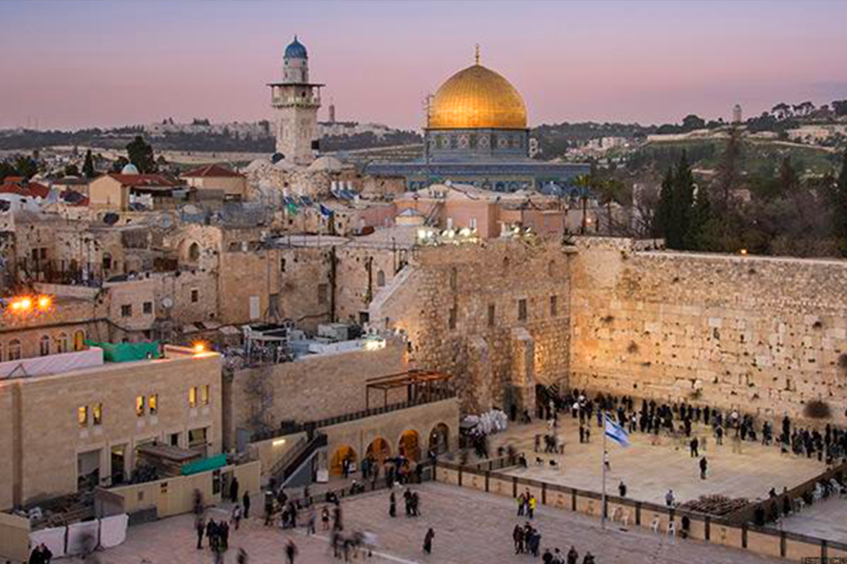 Oil Stocks Ready to Burst as Trump's Jerusalem Designation Stirs High ...