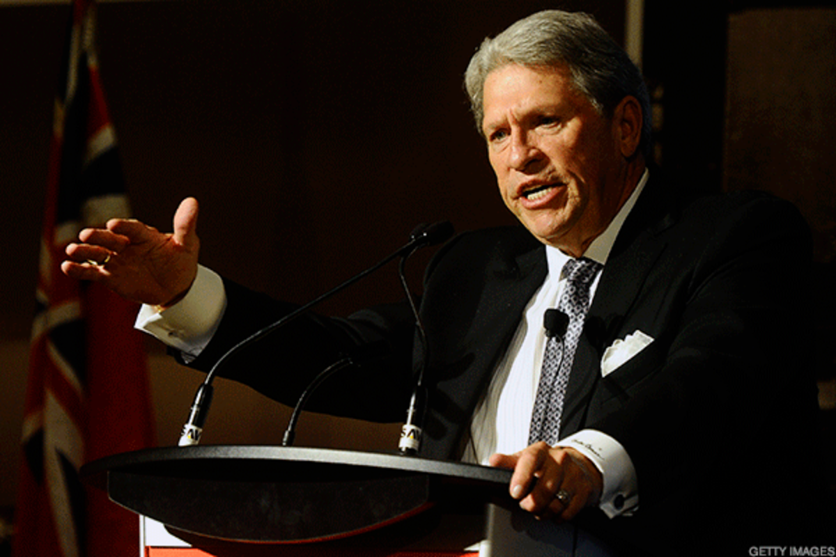 This One Legendary Executive Makes CSX (CSX) Shares a Must Watch for ...