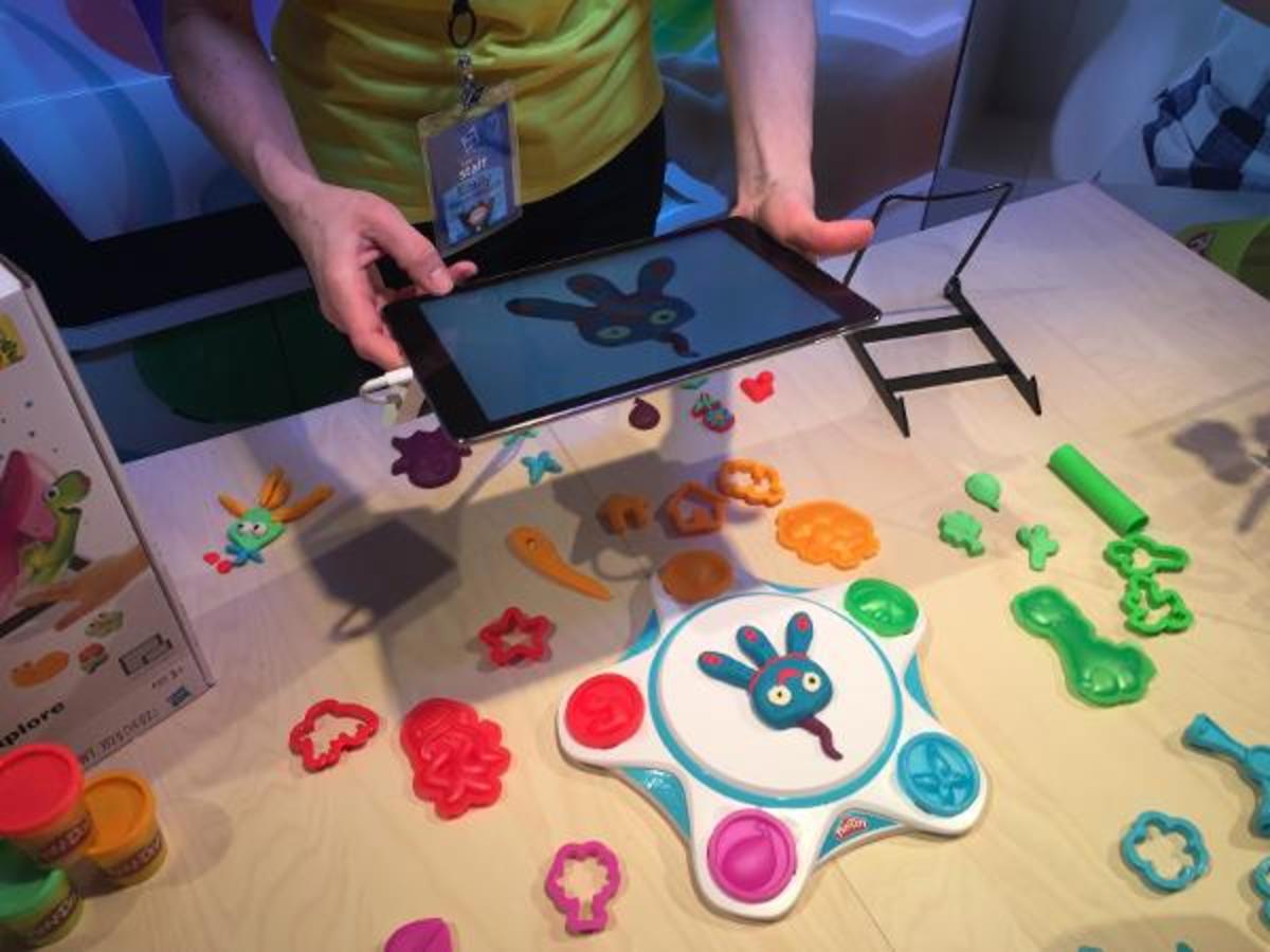 18 Really Cool Toys From This Year's Giant Annual Toy Fair That You ...