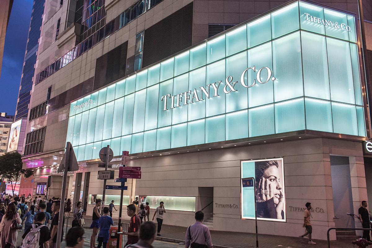 Tiffany Close to Revised Deal to Be Bought by LVMH - TheStreet