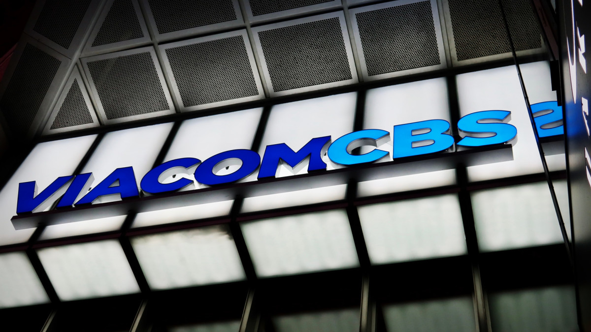 ViacomCBS Aims to Sell Simon & Schuster, CBS Building, CNET - TheStreet