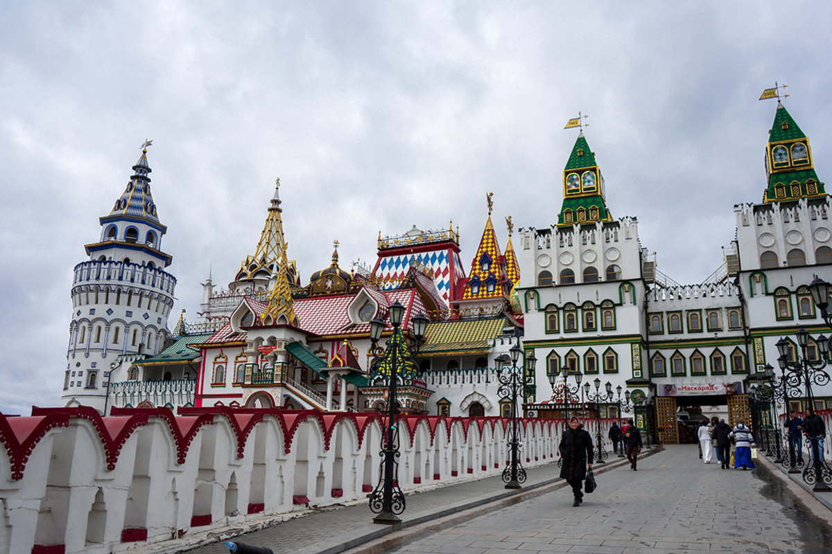 What Exactly Is a Russian 'Oligarch'? - TheStreet