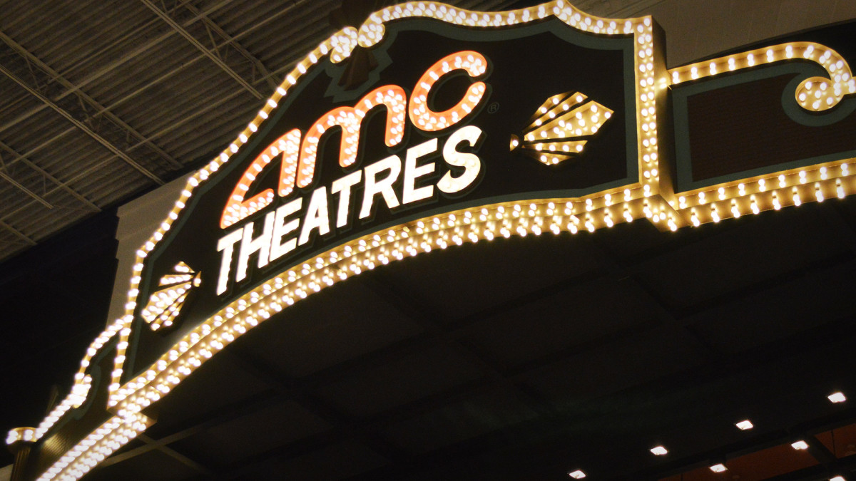 AMC Soars in Meme Stock's Renewed Surge, Market Value Passes $10B ...
