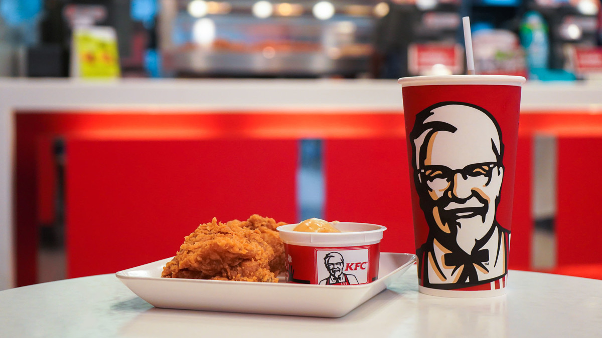 These Fast-Food Menu Items Pack the Most Calories - TheStreet