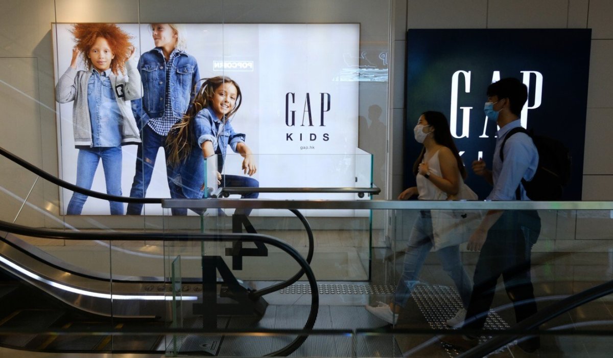 Gap Hiring Over 10,000 Workers for Holiday Season - TheStreet