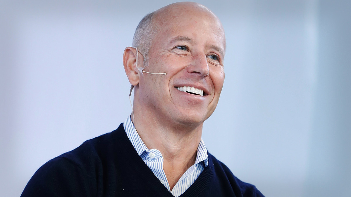 Billionaire Barry Sternlicht Thinks He Knows When Recession Will Hit ...