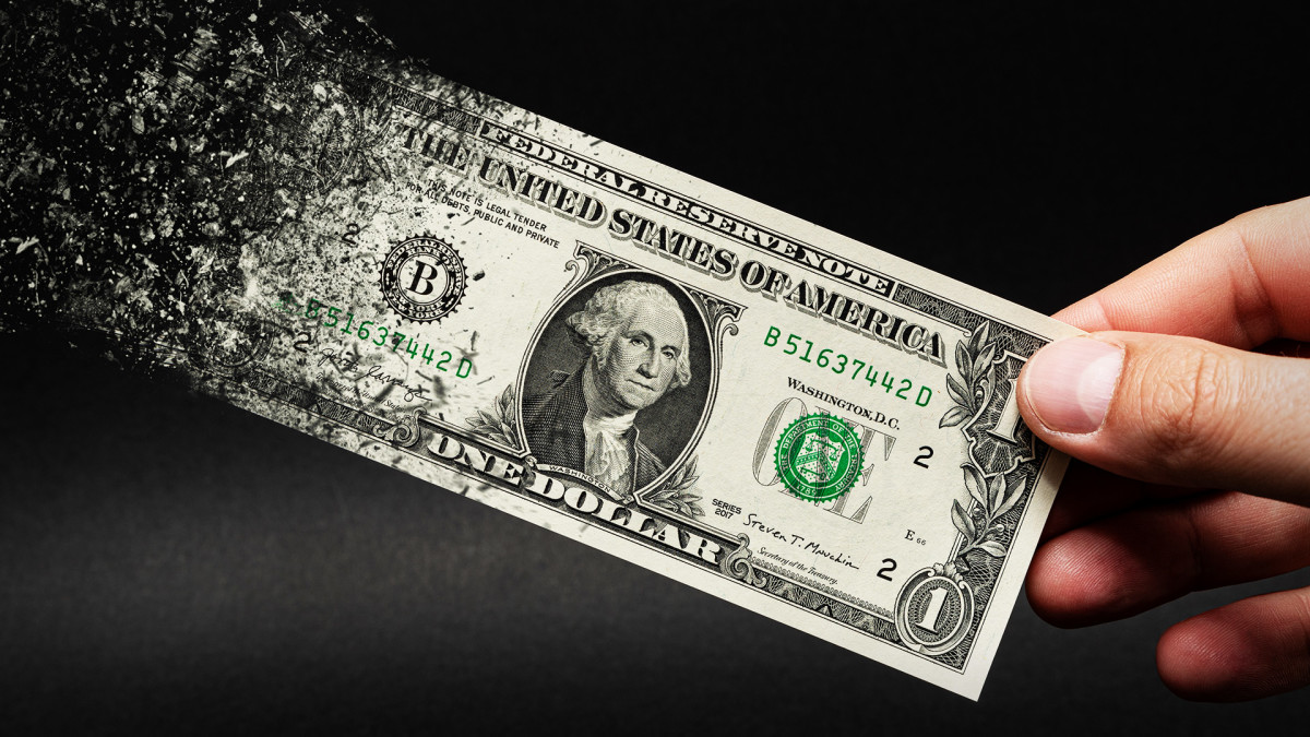 Fed Inflation Gauge Eases In May, But Inflation Clips Spending - TheStreet