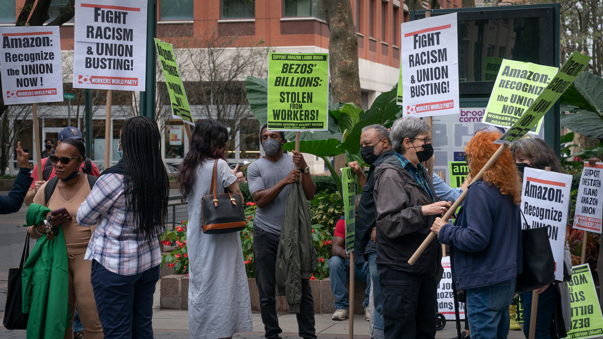 Amazon Agrees to Let Workers Organize More Easily - TheStreet
