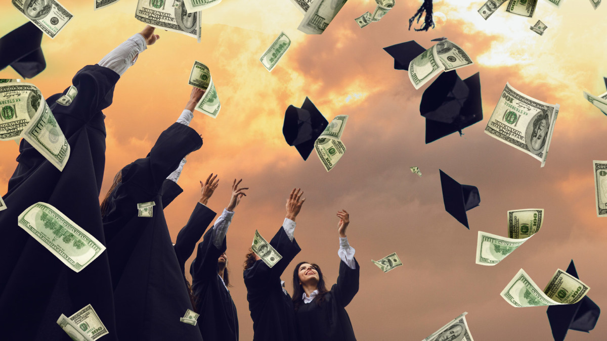 How Much Has Pay Gone Up? Some New College Grads Are Getting Six ...