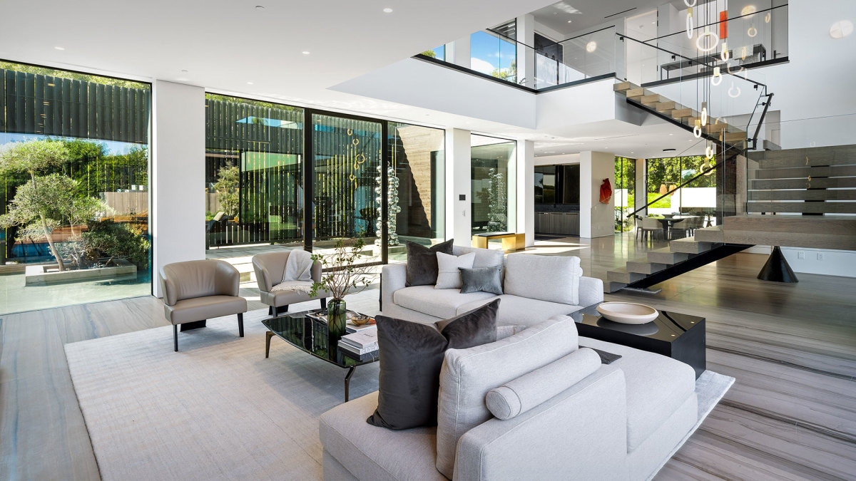 Beverly Hills Mansion Comes With its Own Car Showroom and a Link to ...