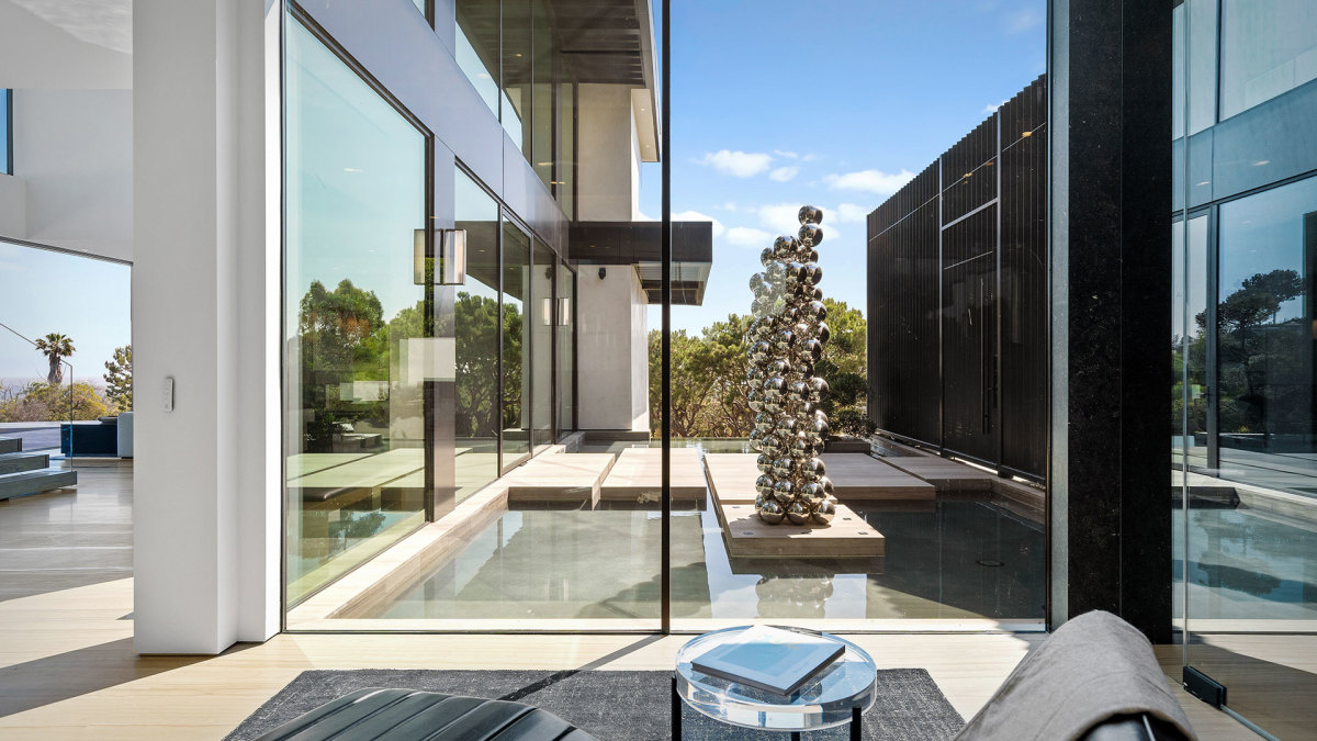 Beverly Hills Mansion Comes With its Own Car Showroom and a Link to ...