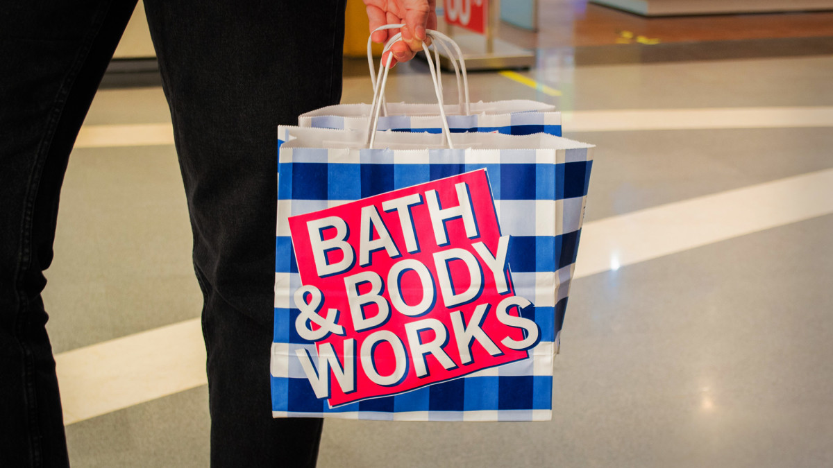 L Brands Rises on Outline of Plan to Spin Off Victoria's Secret - TheStreet