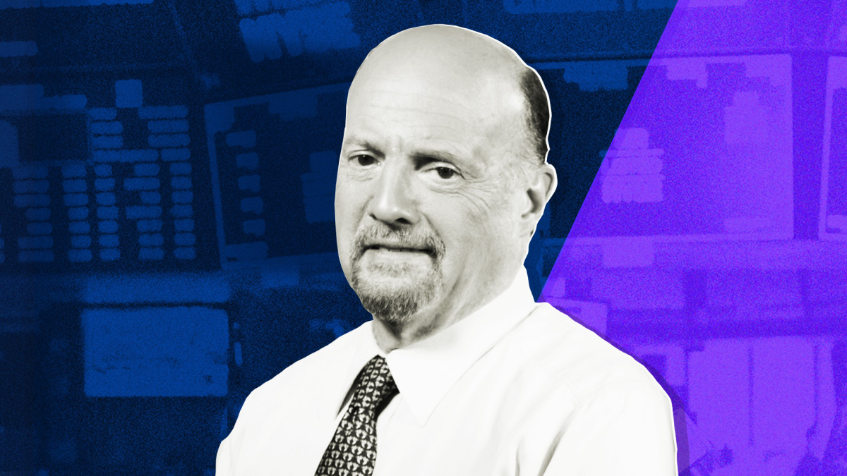 Jim Cramer on AMC, GameStop, Best Buy, Costco, Salesforce - TheStreet