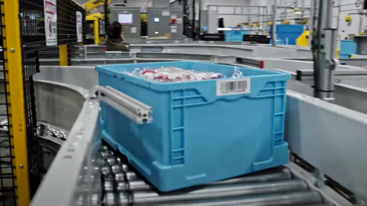 Amazon Unveils Robots to Improve its Employee Safety - TheStreet