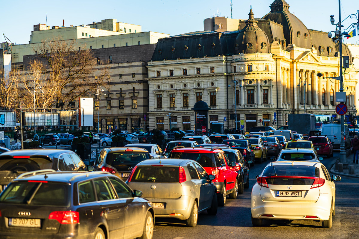 The Cities With the Worst Traffic in the World in 2021 - TheStreet
