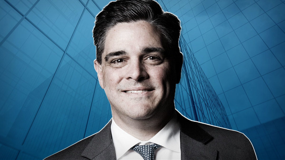 Gamco Money Manager Lists Favorite Value Stocks (Textron Is One ...