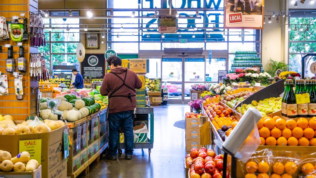 Whole Foods launches new 'surprise bag' feature customers will love ...