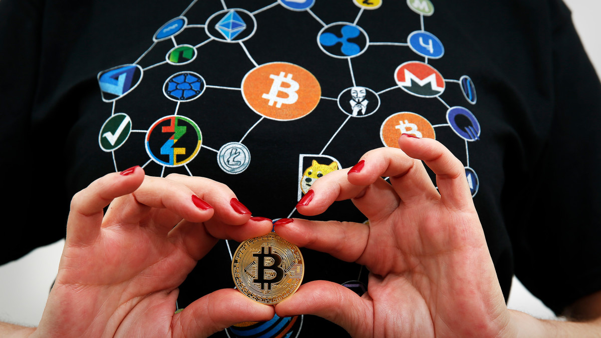 US Billionaire Bill Miller Bets 50% of His Wealth in Bitcoin ...