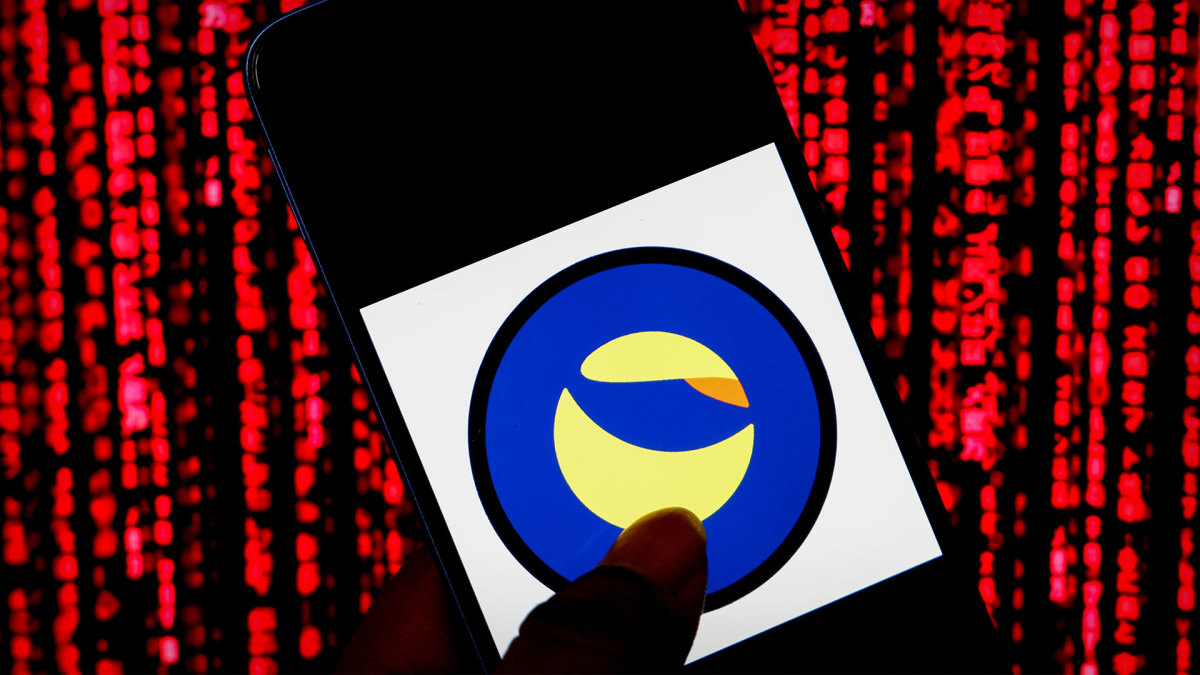 Luna Crash: Co-Founder Accused of Cashing Out $80M Before Scandal ...