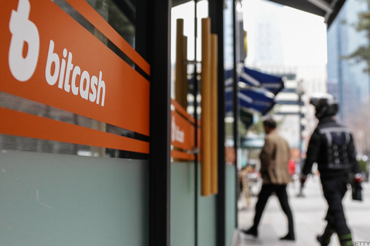 Bitcoin Is Like Gold Not the U.S. Dollar Says Former Fed Official ...