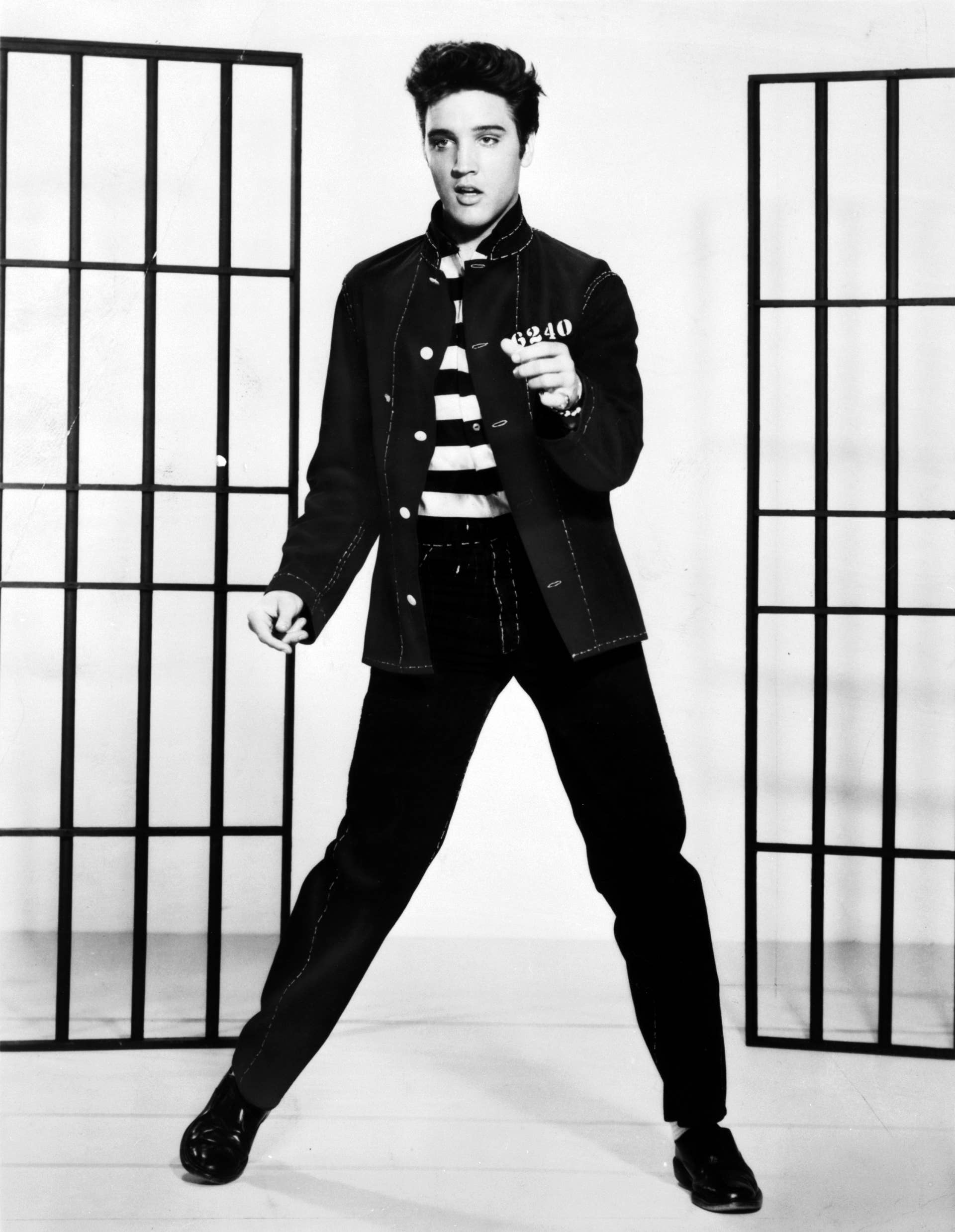 ‘King of Rock and Roll,’ Elvis Presley, Now Has A NFT Collection ...