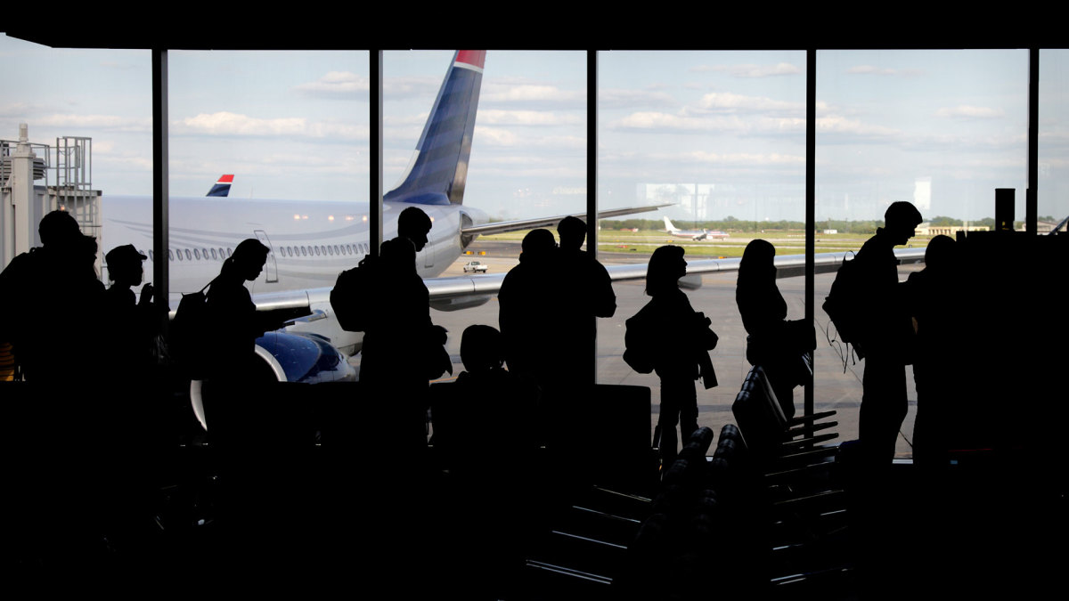 The government just stepped in to help airlines amid staffing crisis ...